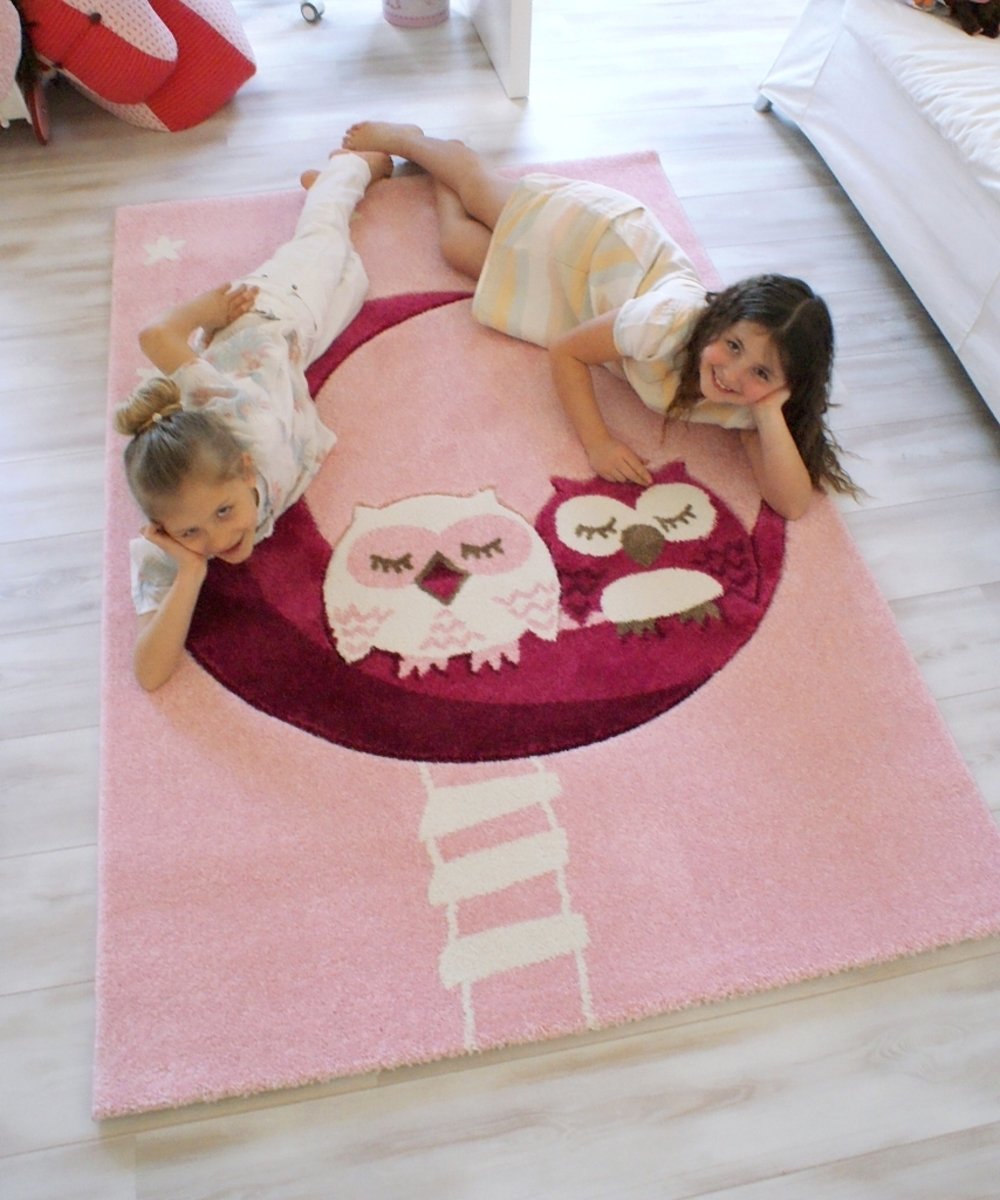Covor roz pentru copii – bufnite - banaby.ro
